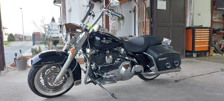 Harley Davidson Road-King 1500 cm3, 2004 god.