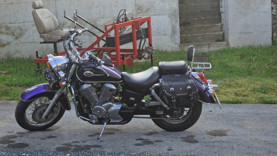 Honda Shadow VT750C, 1997 god.