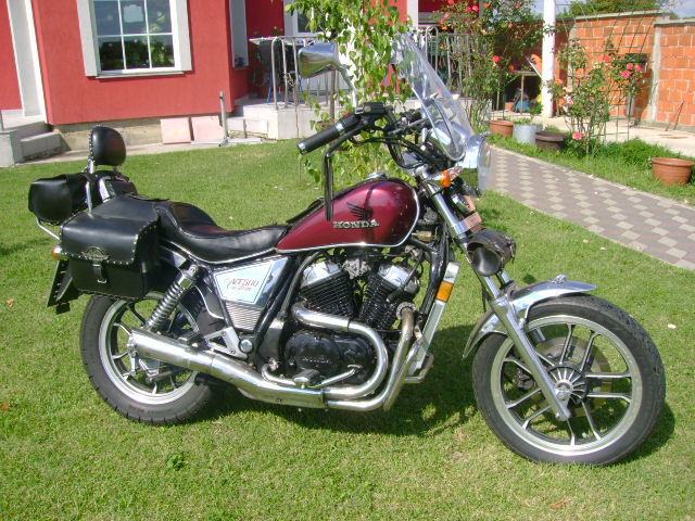 Honda VT 500 37 cm3, 1987 god.