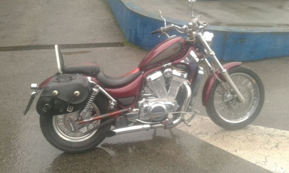 Suzuki intruder 805 cm3, 1996 god.