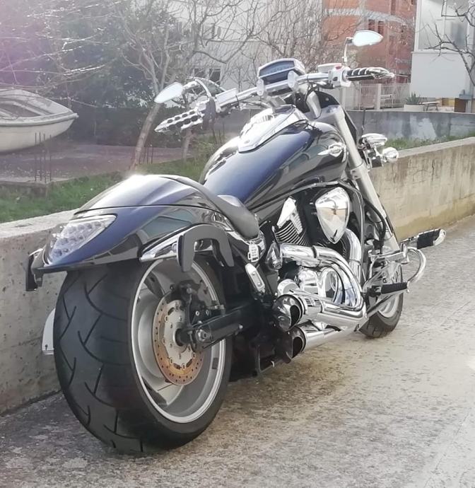 Suzuki Intruder M1800R 1800 cm3, 2006 god.