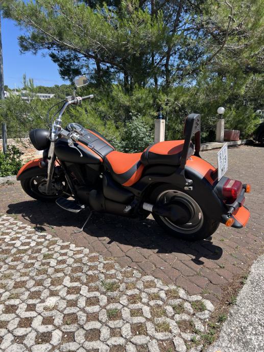 Suzuki Intruder VL 1500 1462 cm3, 2005 god.