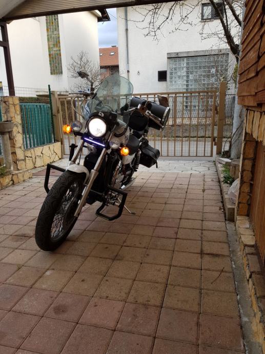 Suzuki VS 700 Intruder 700 cm3, 1986 god.