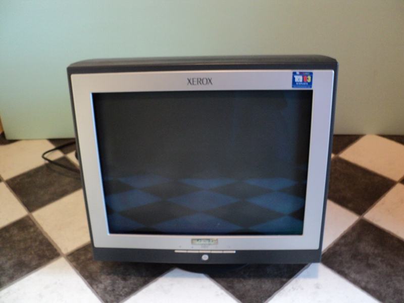 MONITOR CRT XEROX 17