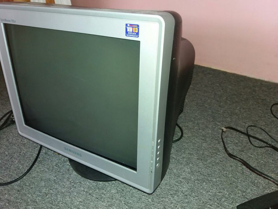 Prodajem monitor, Samsung SyncMaster 793DF