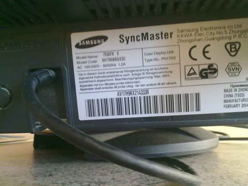Samsung SyncMaster 753 DFX -CRT - 17