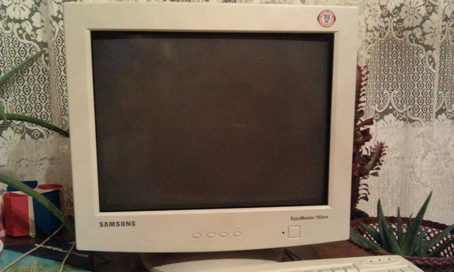 Samsung SyncMaster 753DFX