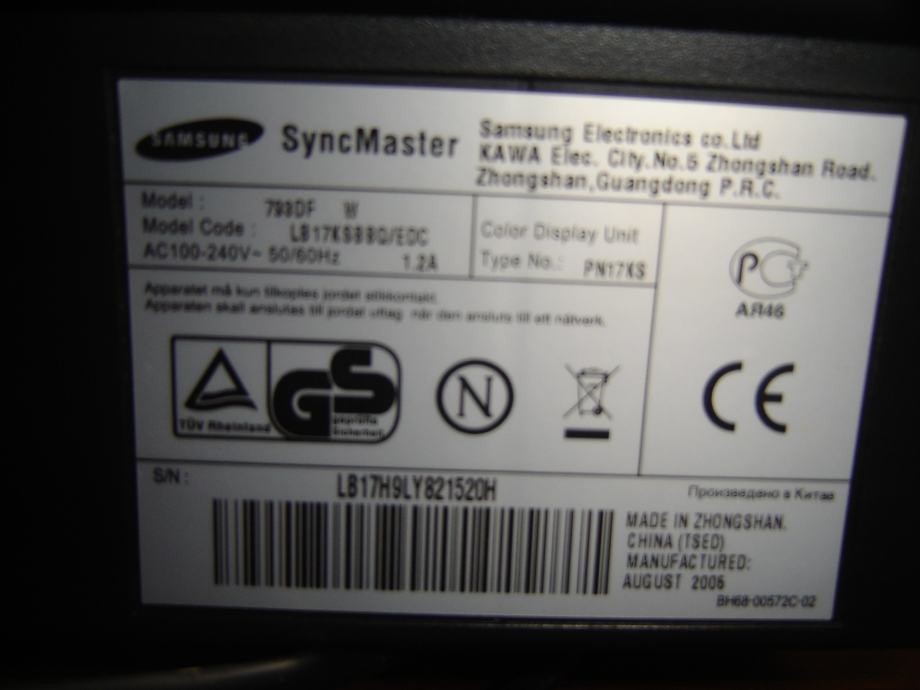 Samsung SyncMaster 793DF - FLAT CRT monitor - samo 100 kn