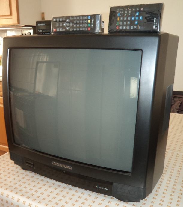 GRUNDIG TV