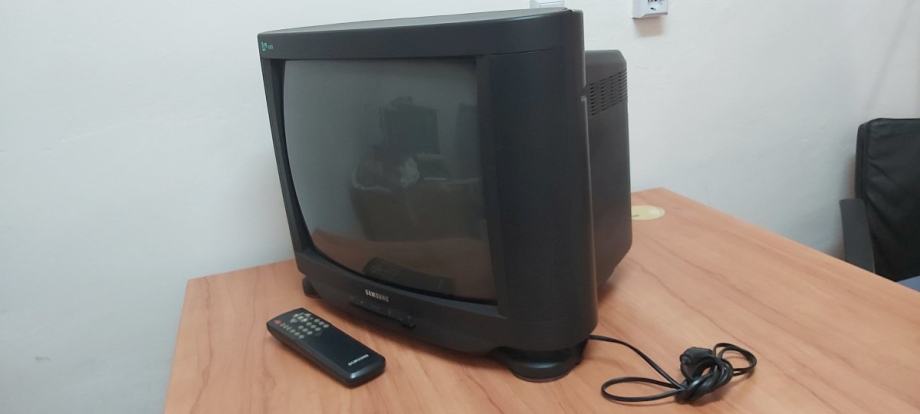 SAMSUNG TV BioVision 56cm CRT