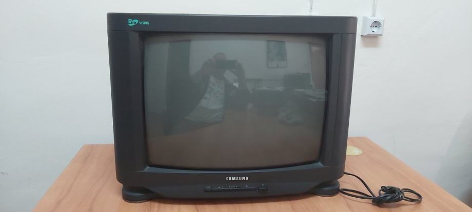 SAMSUNG TV BioVision 56cm CRT