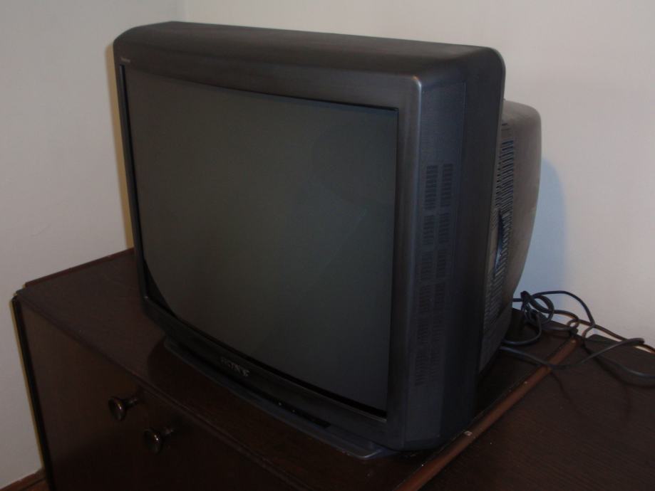SONY SUPER TRINITRON KOLOR TV