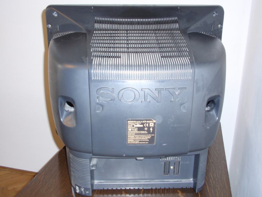 SONY SUPER TRINITRON KOLOR TV