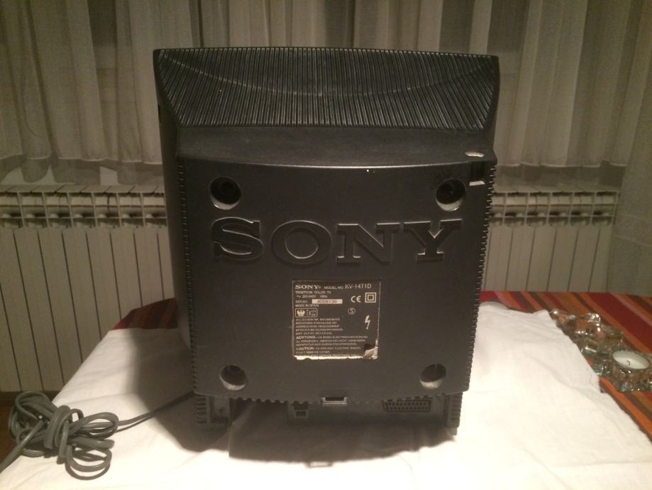 Sony Trinitron TV 37 cm