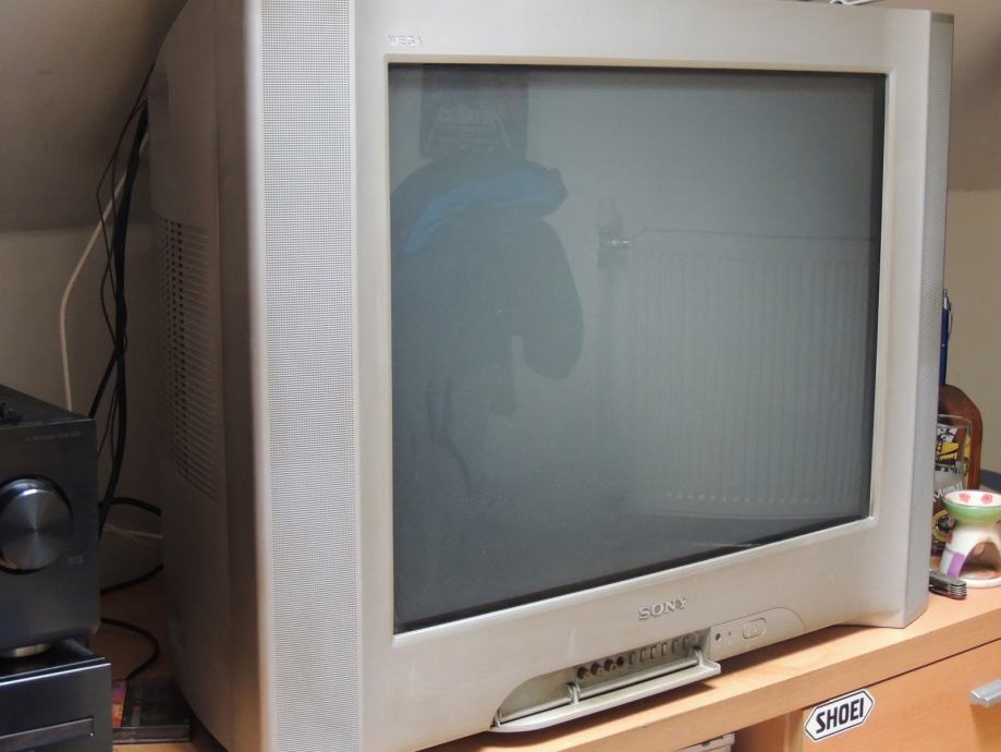 TELEVIZOR TV SONY WEGA TRINITRON 32