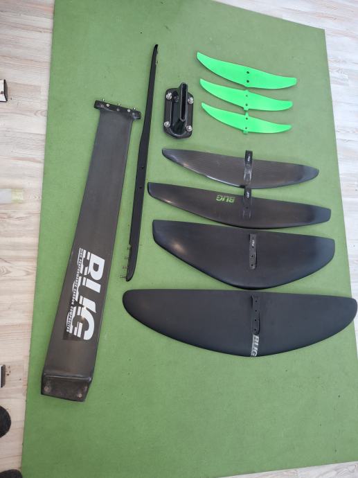 Wind + wing foil oprema