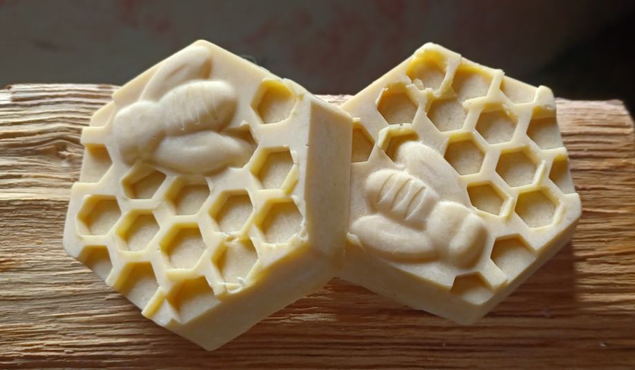 DEKORATIVNI PRIRODNI SAPUN