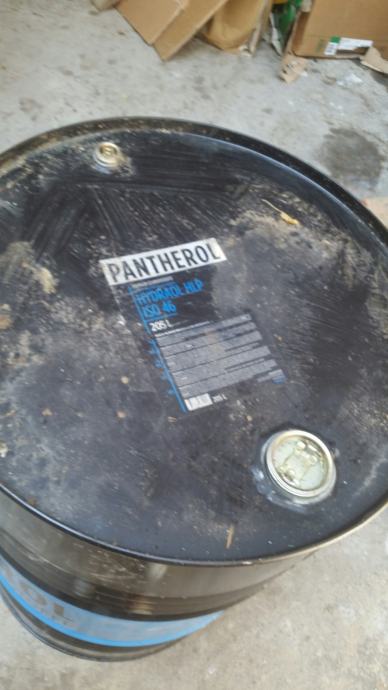 retro bačve za dekoraciju