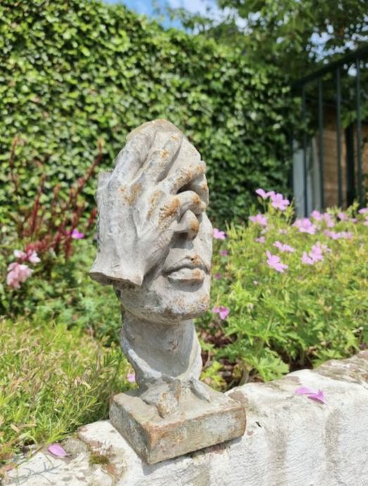 Skulptura, Slijepac - željezo (lijevano)