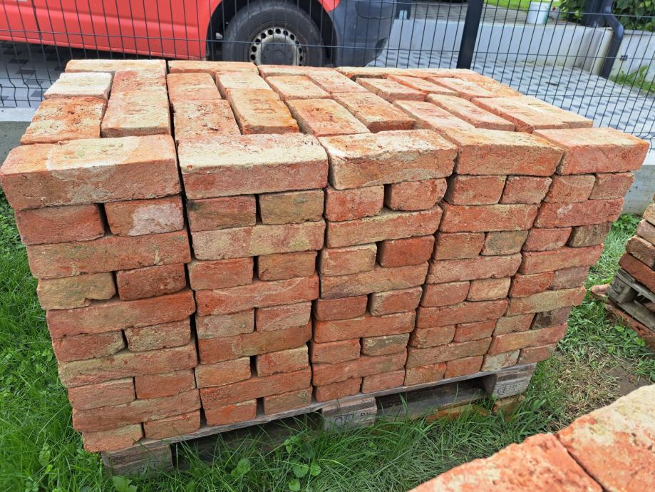 Cigla - manja i veća