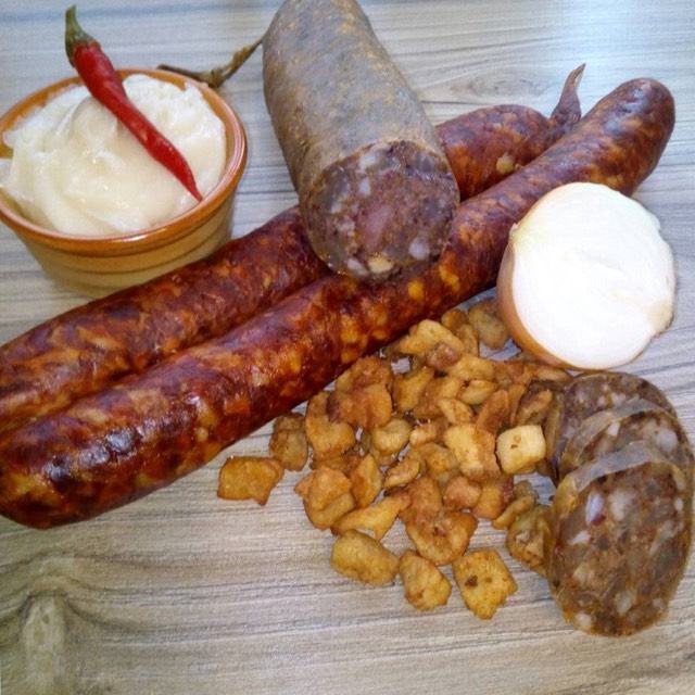 DOMAĆE SLAVONSKE KOBASICE