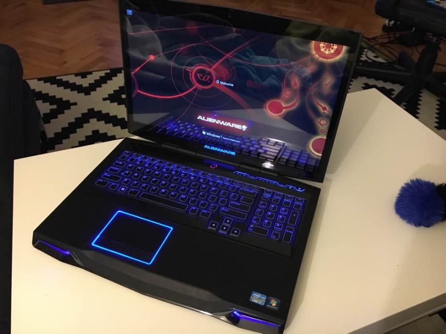 Alienware 17
