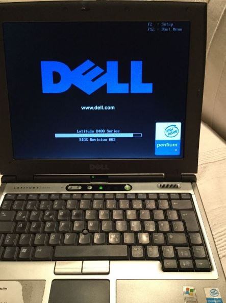 Dell D400 12,1 laptop sa COM (serijskim)portom za auto diajagnostiku