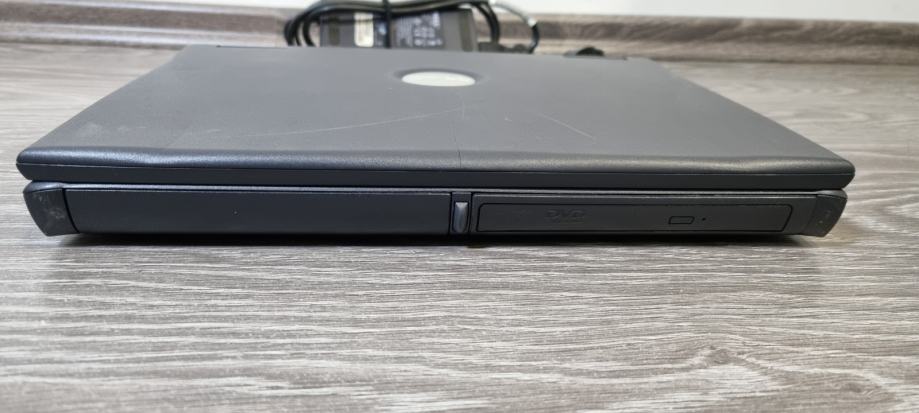 Dell Latitude C610 (Intel Pentium 3 mobile 1Ghz)