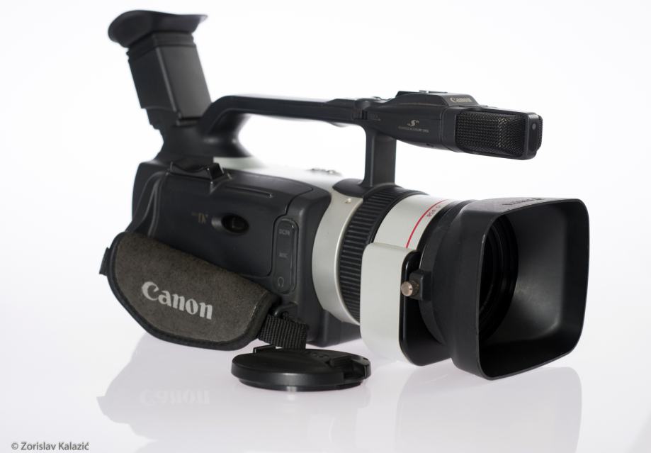 Canon XM2 profesionalna digitalna video kamera, 3 čipa, mini DV
