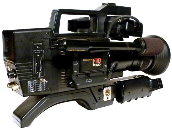 Panasonic F10 CCD - Camcorder vintage iz 80-tih
