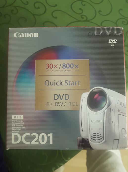 Prodajem Kameru Canon DC201, odlično očuvanu s torbicom Samsonite