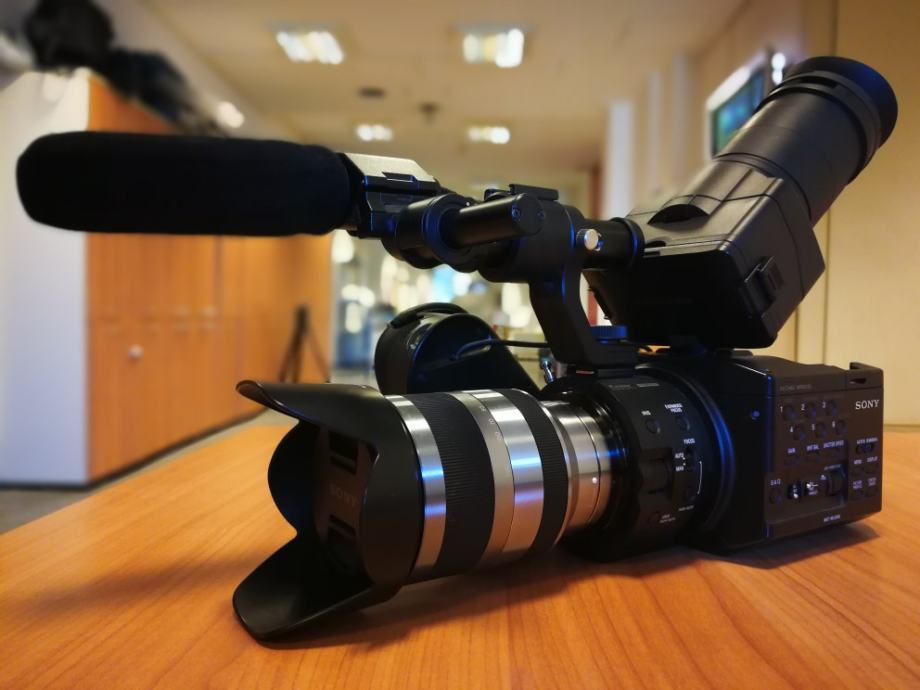 Sony FS100