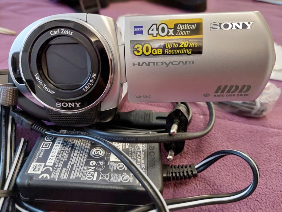SONY HDD DCR SR42 video camera
