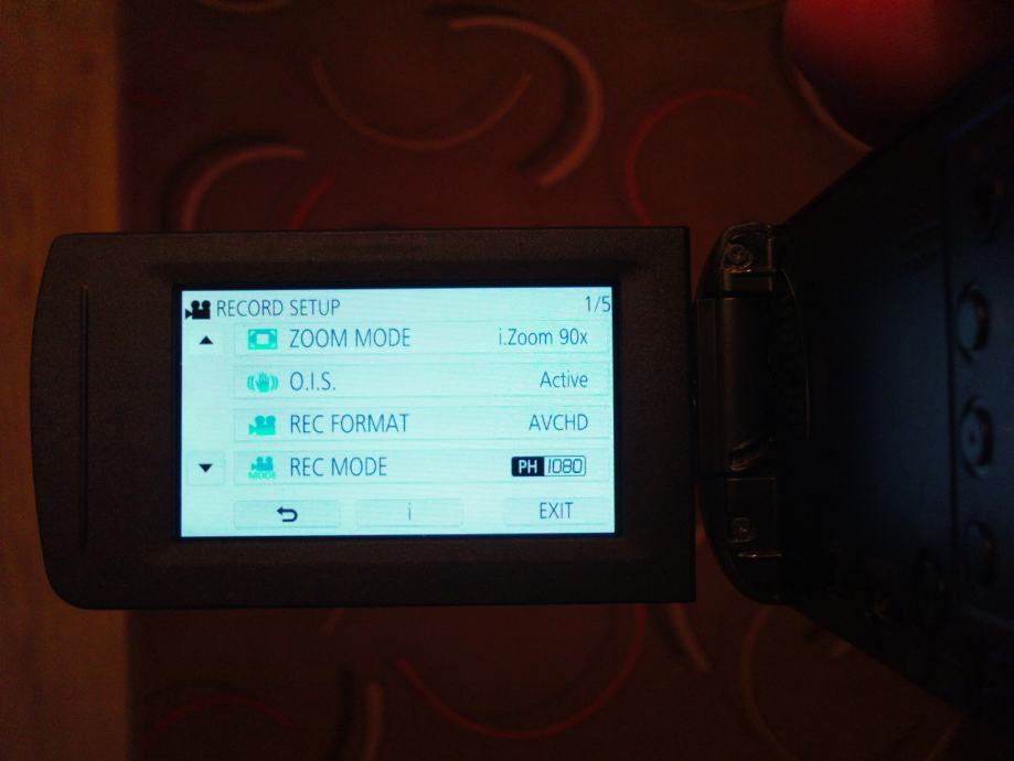 Videokamera Panasonic HC-V270 Full HD, 50x optički zoom