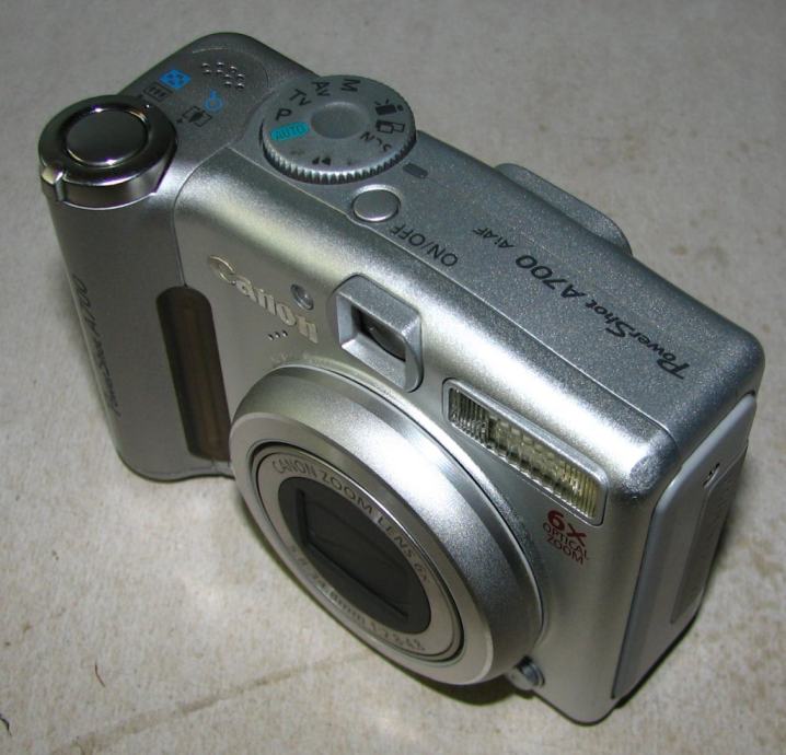 Canon PowerShot A700 (opticki zoom 6x)