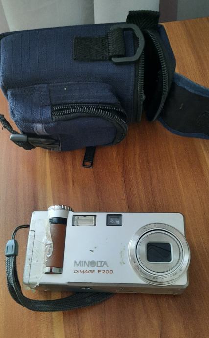 Fotoaparat Minolta Dimage F200