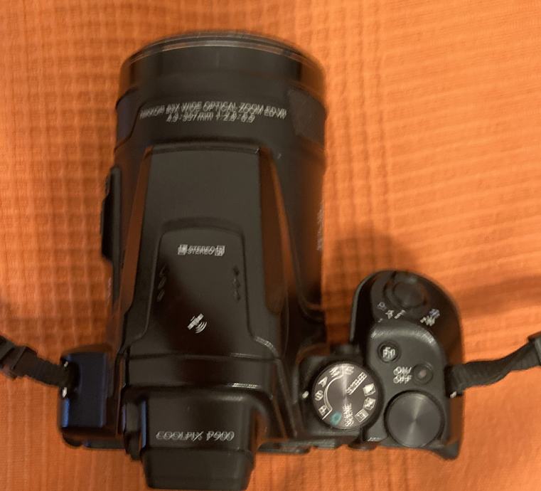NIKON COOLPIX P 900