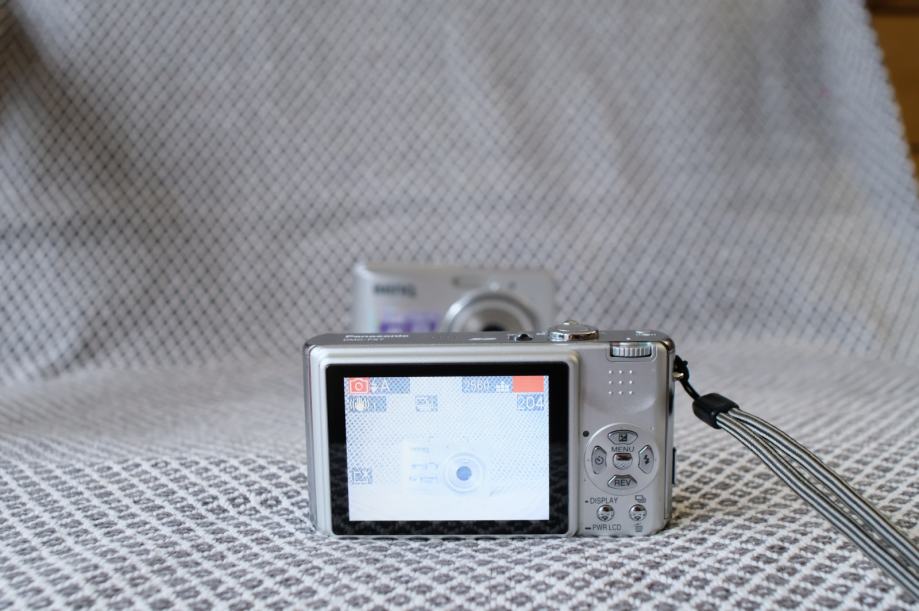 Panasonic Lumix DMC-FX7