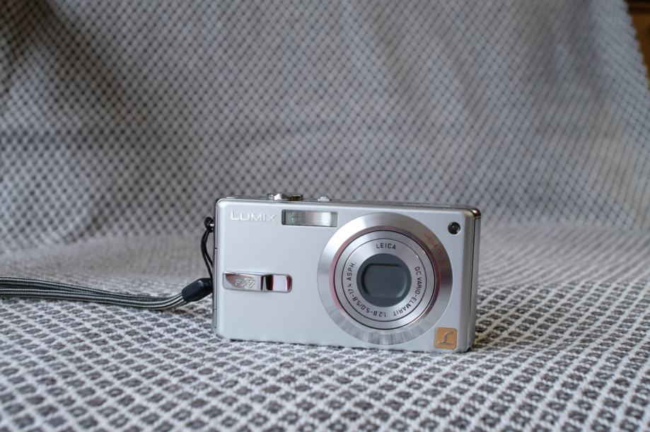 Panasonic Lumix DMC-FX7