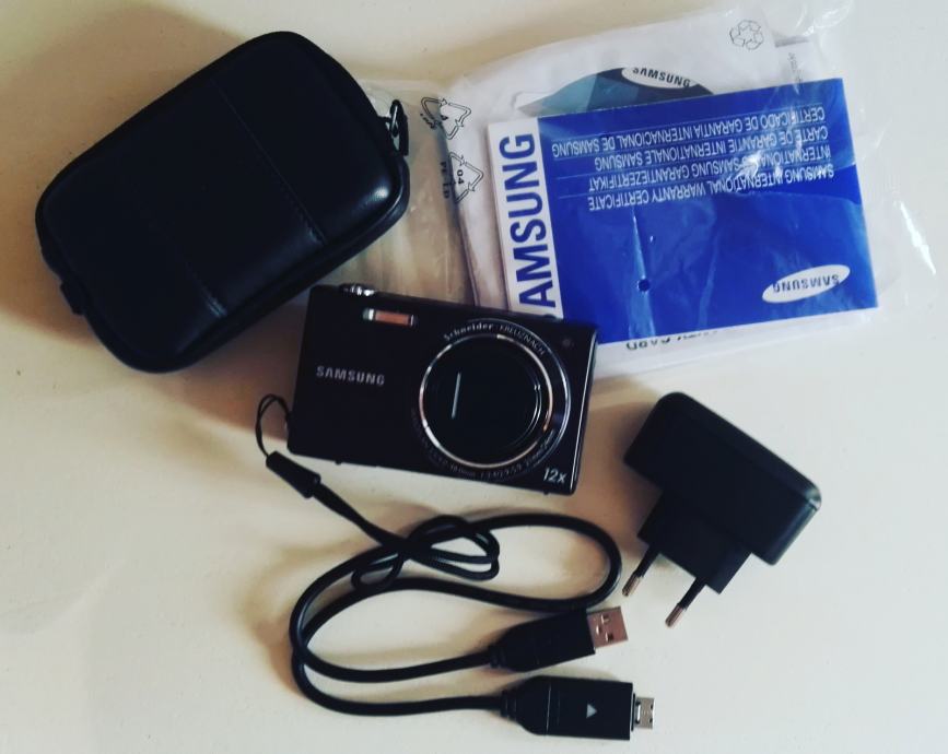 Samsung WB210 digitalni aparat