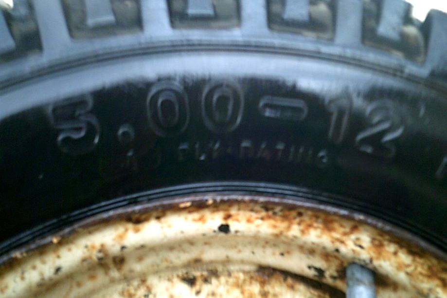 guma,5.00--12,4,Platna,za,motokultivator,prikolicu,okl,KA,ČITAJ,OGLAS