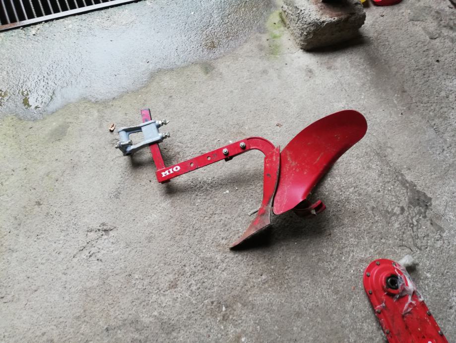 Motokultivator mio 620 mijenjam za traktorske malčer