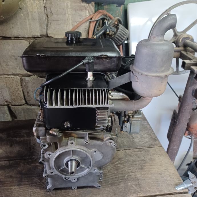 Motor za motokultivator