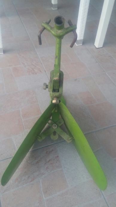 Plug za.agriu imt 506