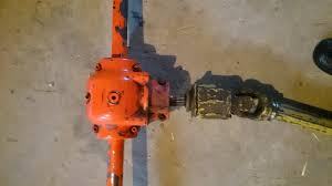 Reduktor samoutovarne prikolice