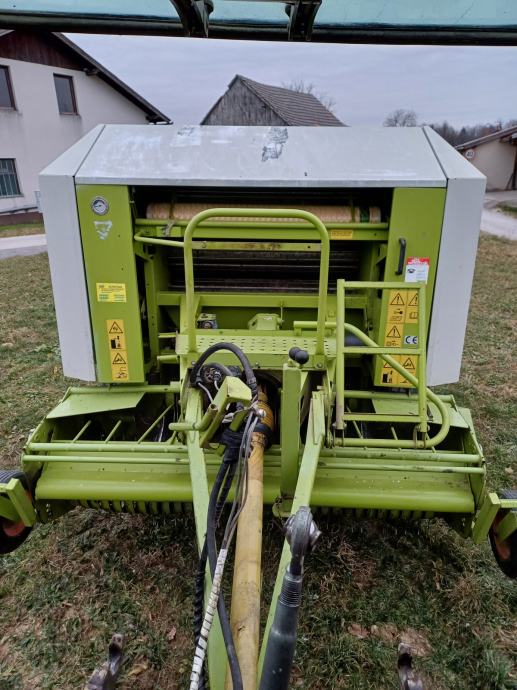 rolo balirka Claas rolland 250