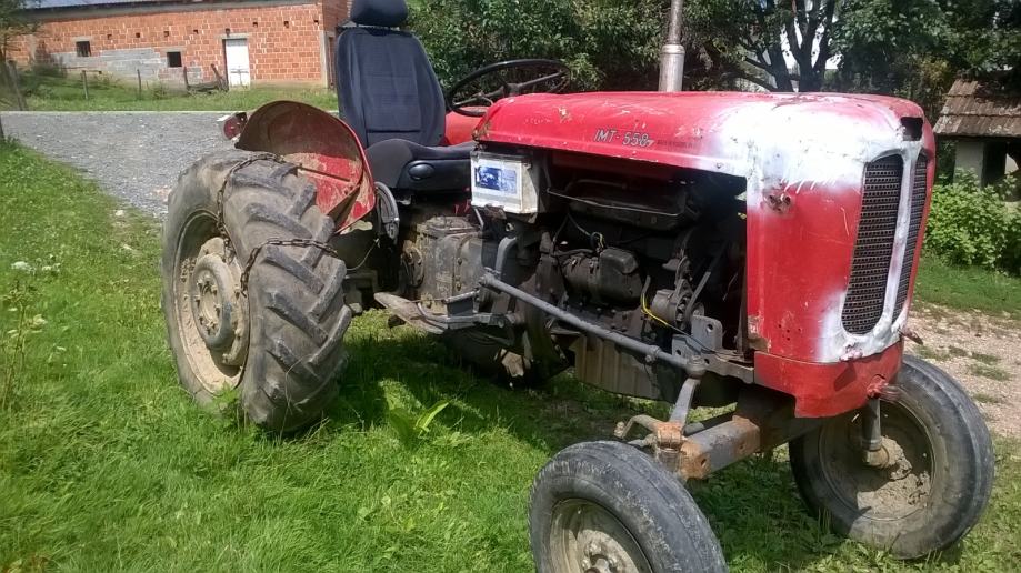 traktor imt 555 za dijelove