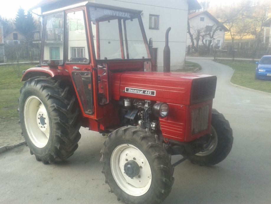 Universal 445 4x4