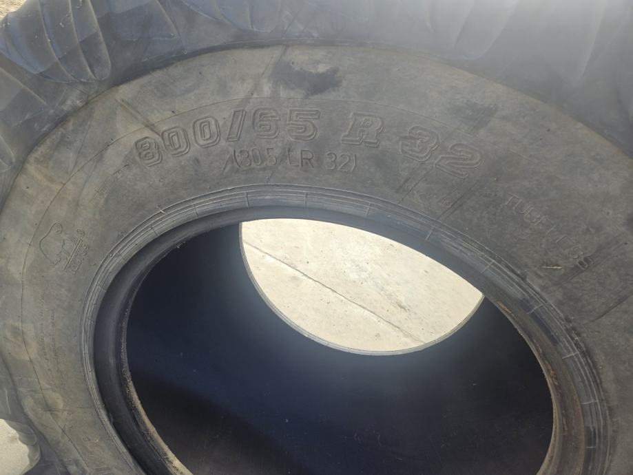 Guma TAURUS 800/65R32