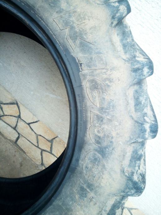 Gume 420/85R34 (16.9R 34) prodajem